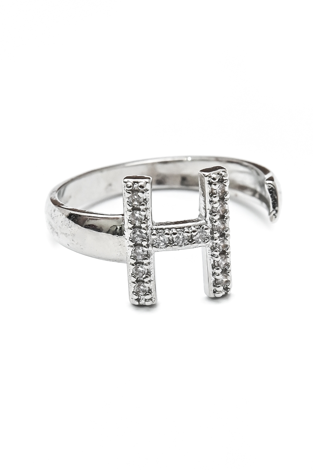 Anel Letra Cravejada com Banho em Ródio Branco